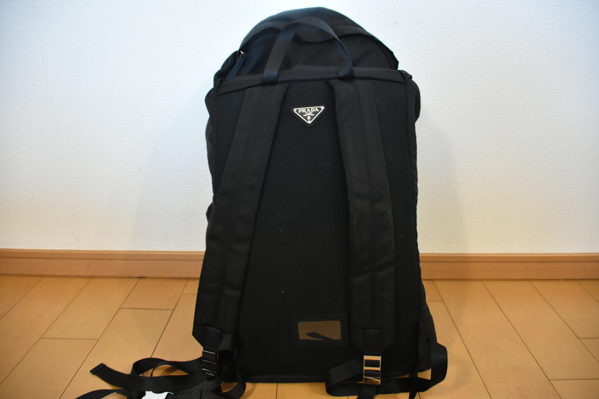 プラダのバックパックV136（2VZ019）の魅力をレビュー！の巻